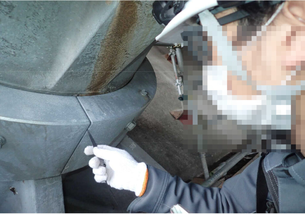 NEXCO中日本 東名皆瀬川橋 制震・免震技術をふんだんに利用した耐震補強 | R2SJ