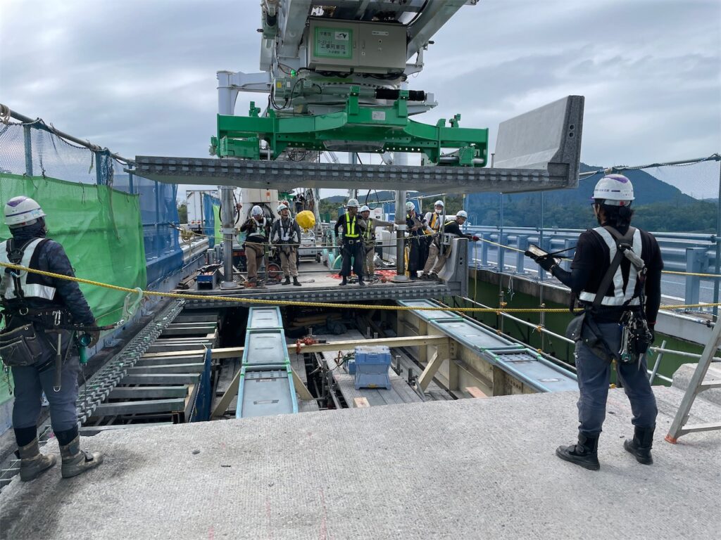 NEXCO大規模更新シリーズ③ 東北道鬼怒川橋の床版取替 | R2SJ